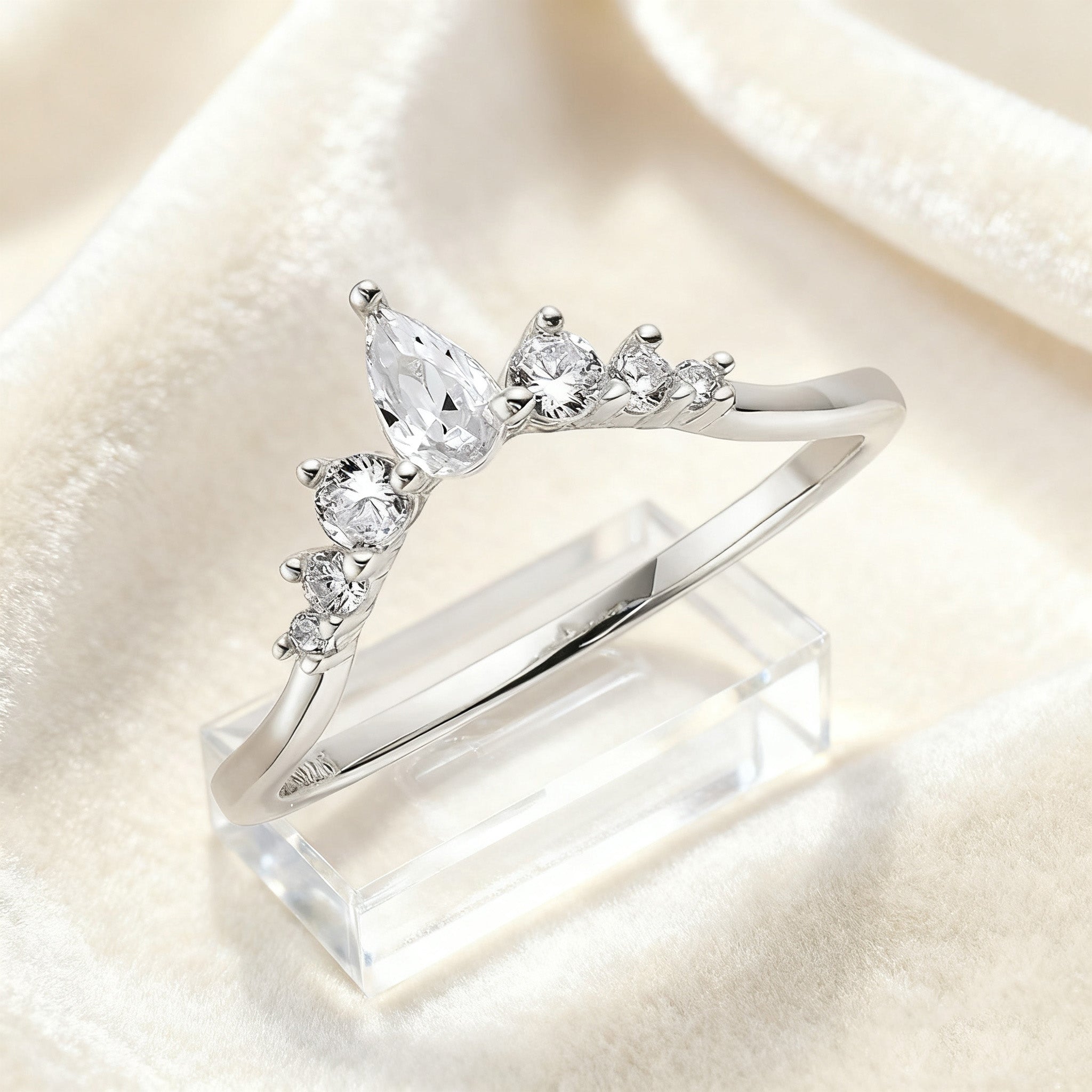 Atelier Classic Pear Cut Diamond Stacking Ring – Mia Liora